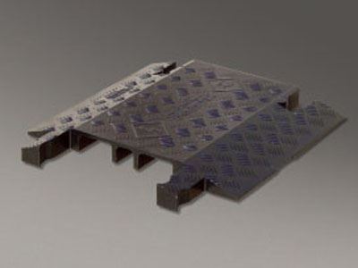 GUARD DOG 3 Channel Drop Over Protector - Orange Lid; Black Ramps ...