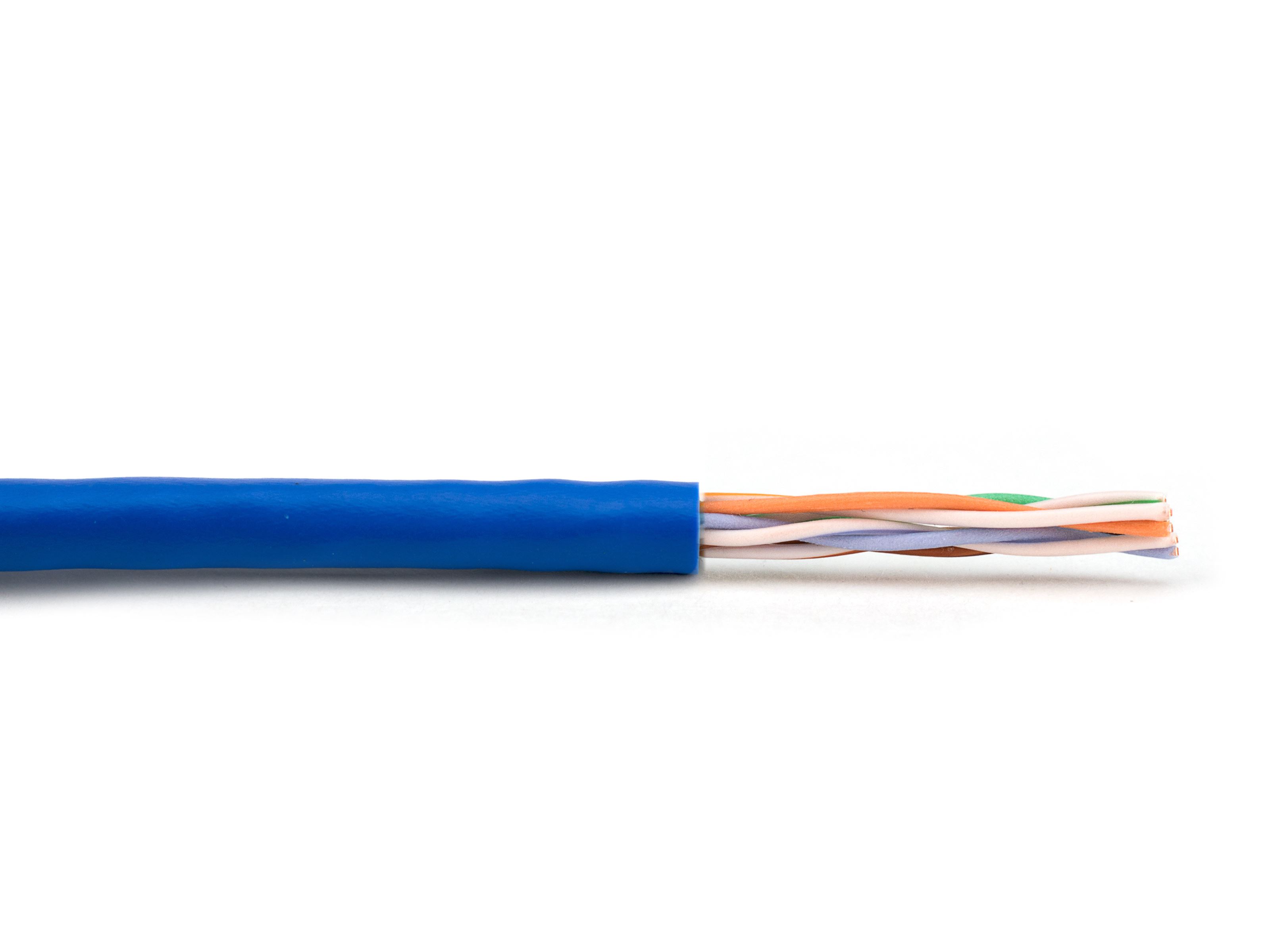 COM-Link CAT5e 350 MHz UTP Riser Blue 1000 FT | Computer Cable Store